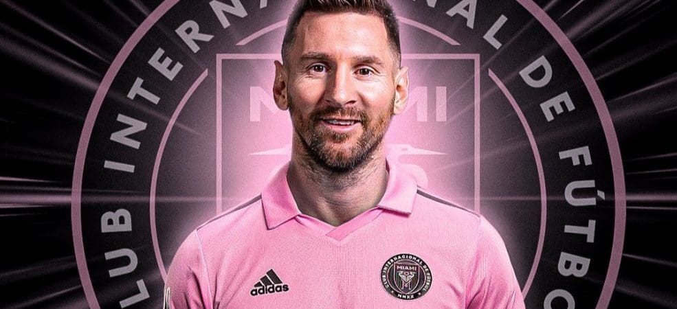 Messi se calza la rosa | Cenital