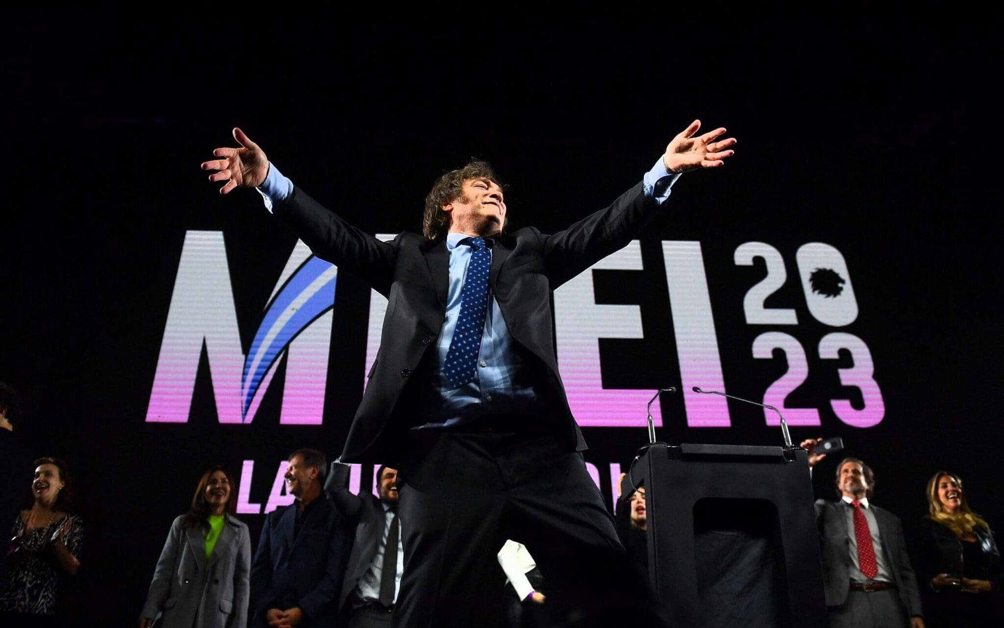 A todo o nada: la osada estrategia de Milei | Cenital