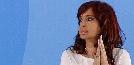 Tras fallo de la Corte, CFK irá a juicio oral por el memorándum con ...